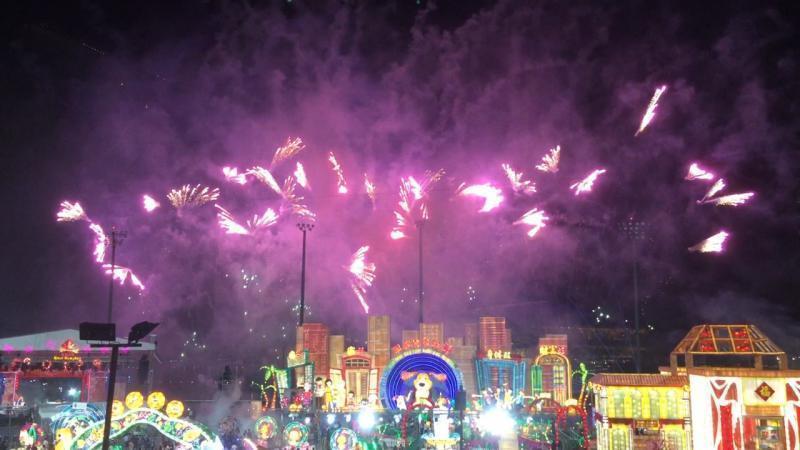 Chingay parade Fireworks!! - Tuetego